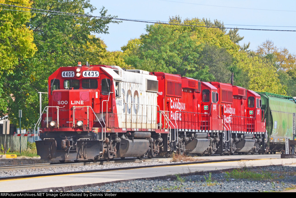 SOO 4405, CP's Tomah Sub.